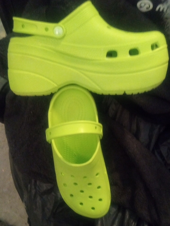 No Name | Shoes | Neon Green Platform Clog Sandals Comparable To The ...